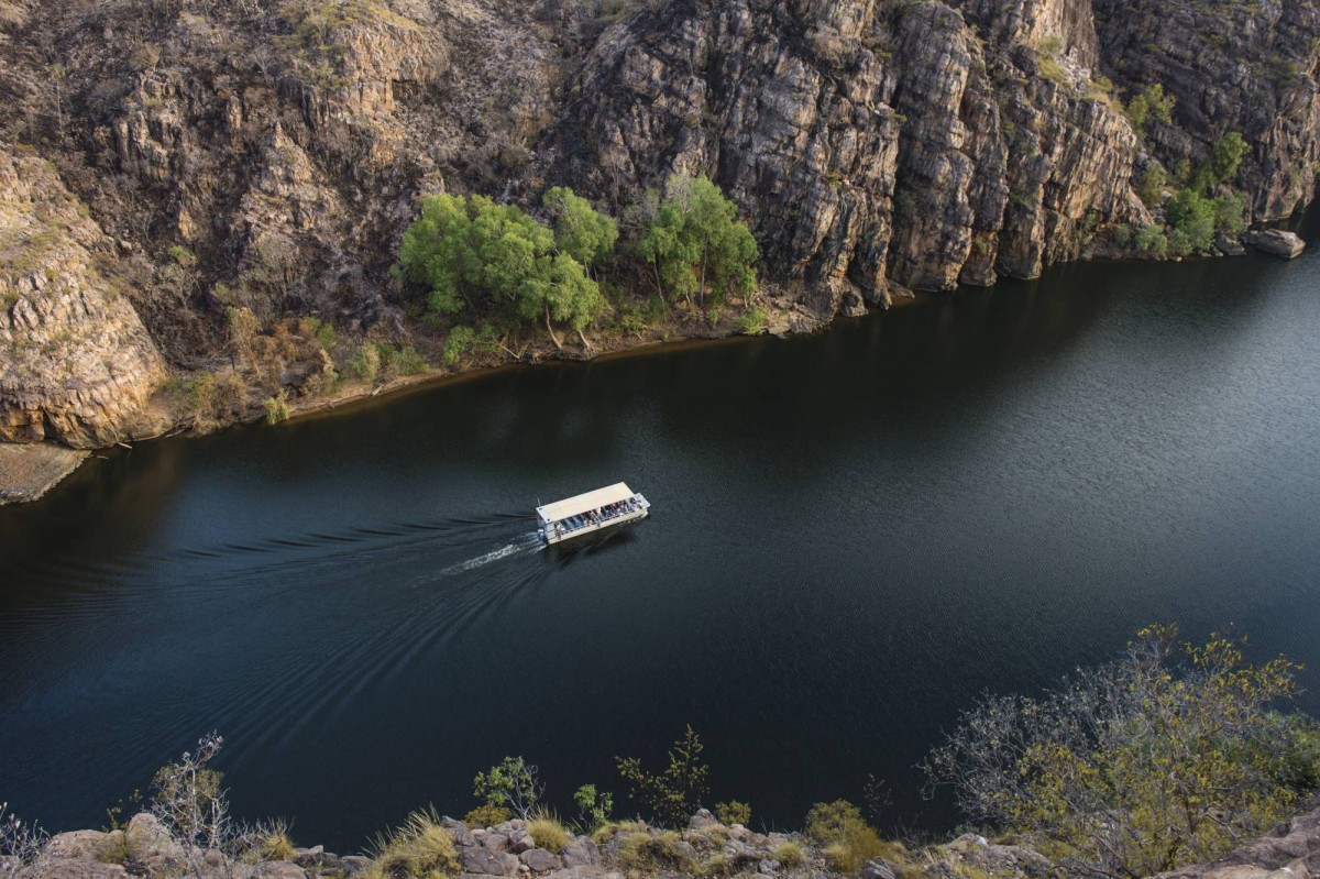 Nit Nit Dreaming Katherine Gorge Cruise - Kakadu Tours & Travel